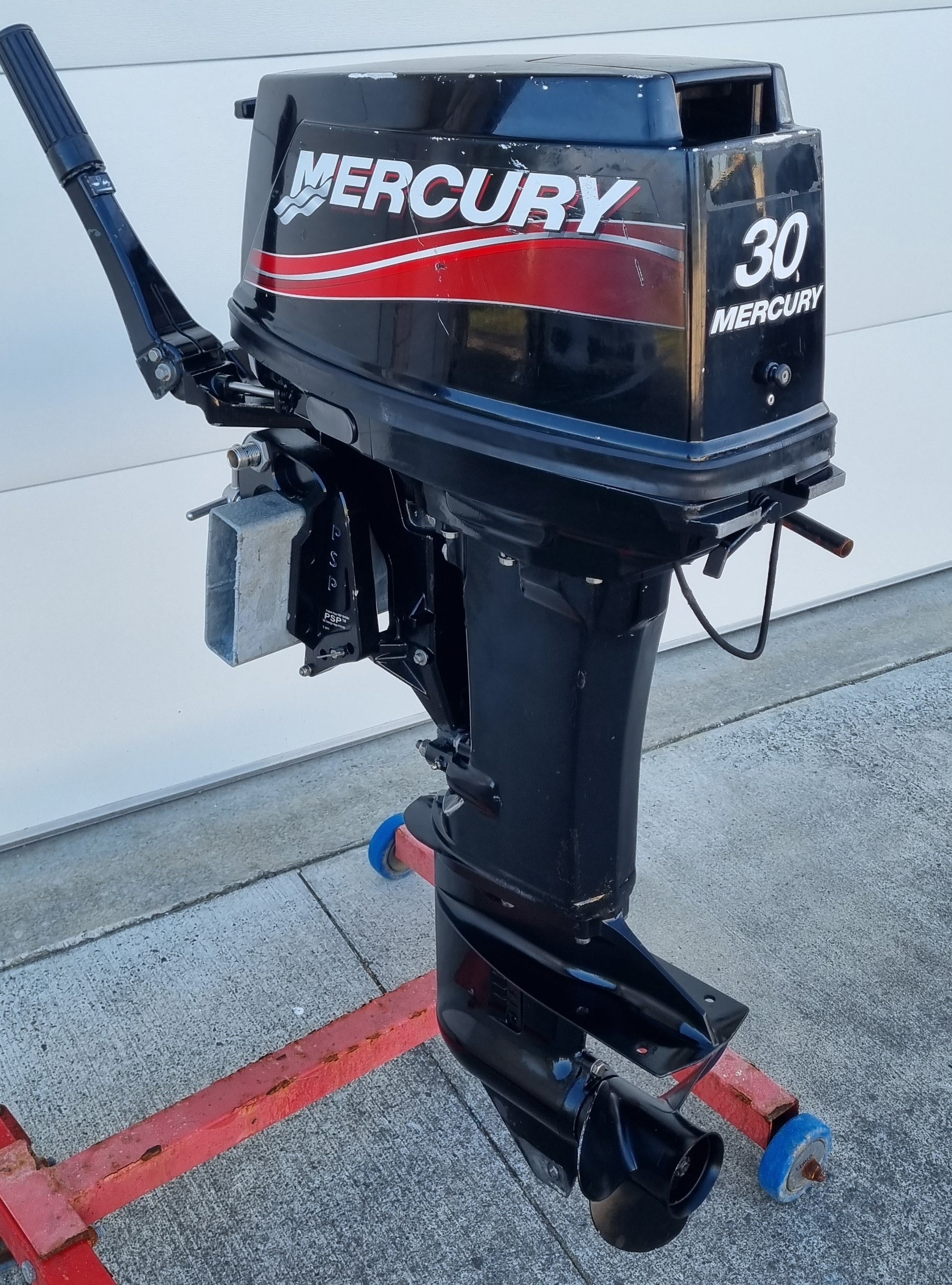 30hp Mercury Outboard 2010 - Used – Lifesaving Equipment